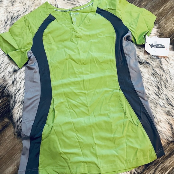 Allure | Tops | Lime Green Scrub Top | Poshmark